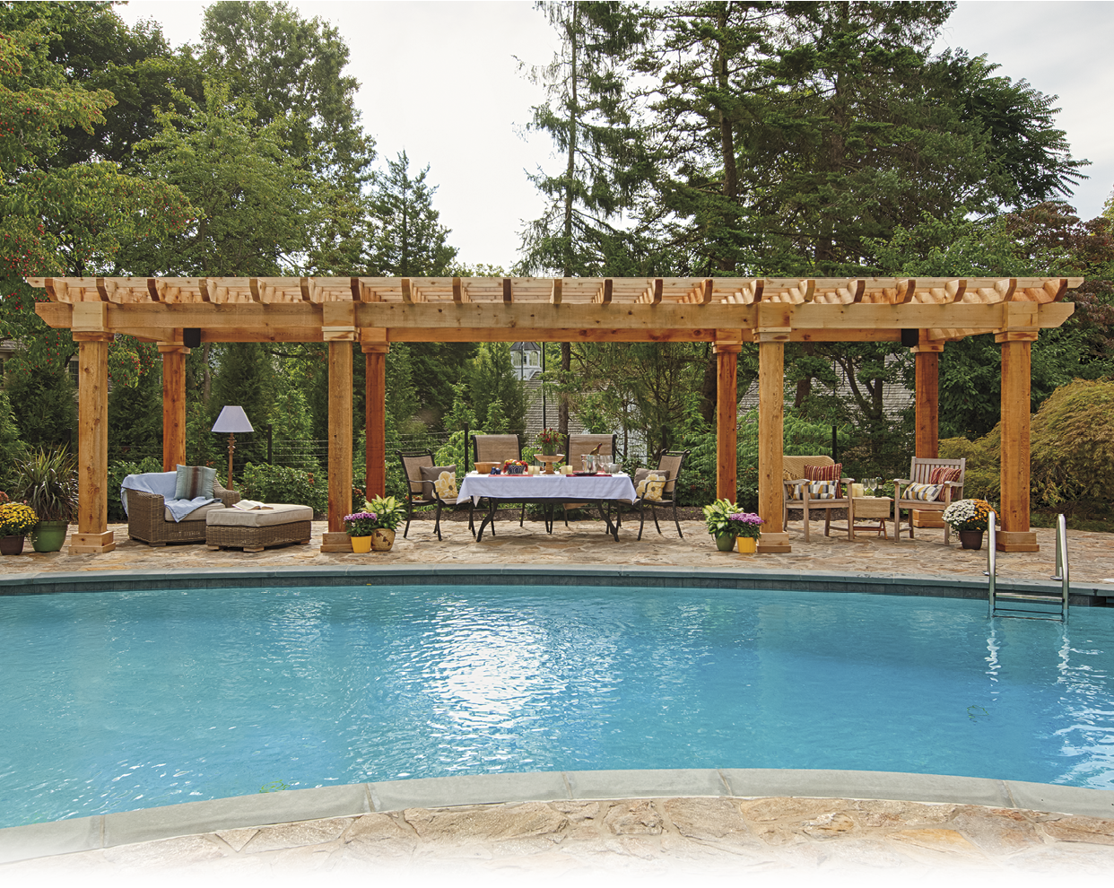 Pérgola con cubierta de madera para piscina - PERGOLAS BLOG